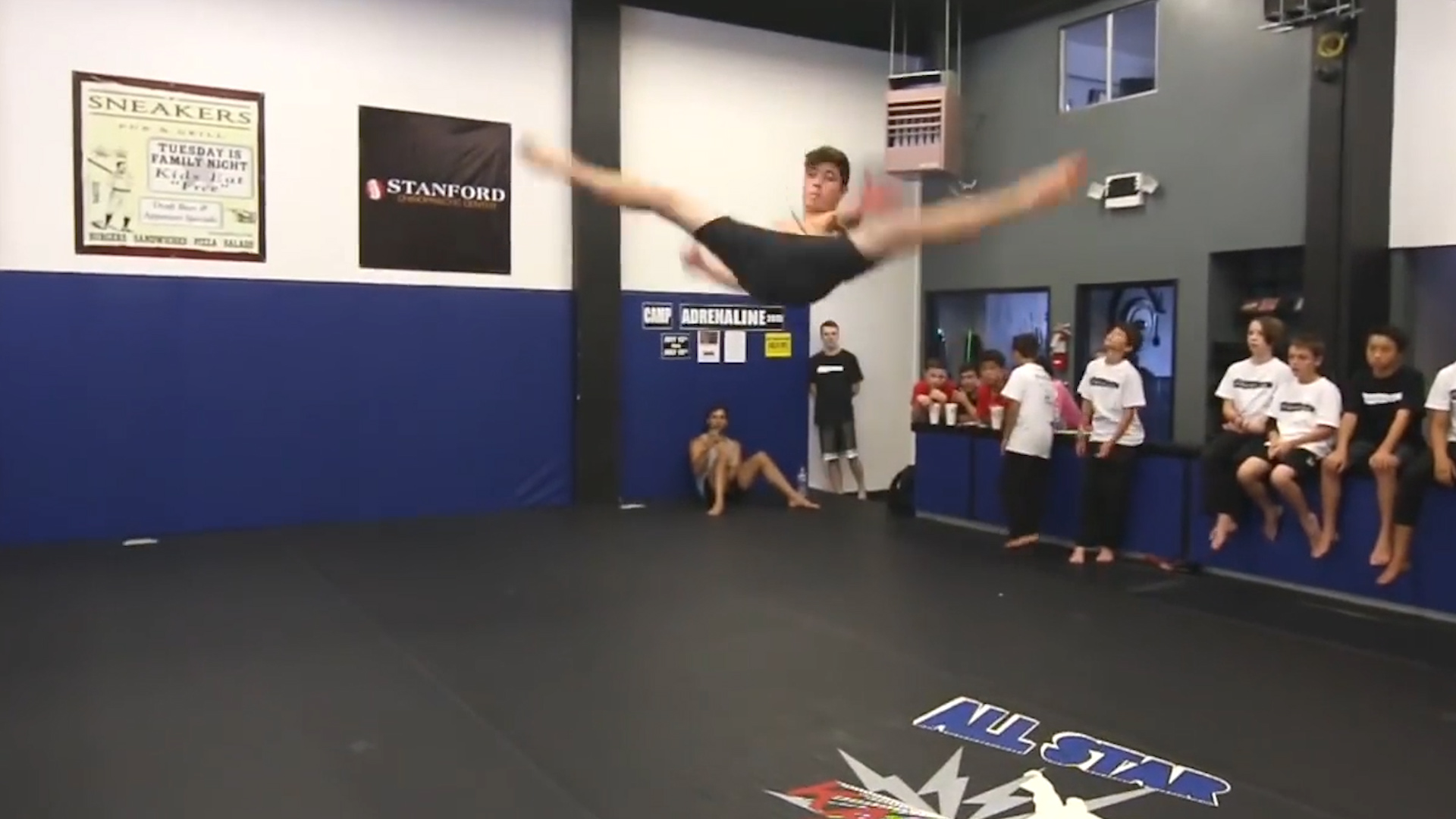 Corkscrew Crowd Awakener Hyper