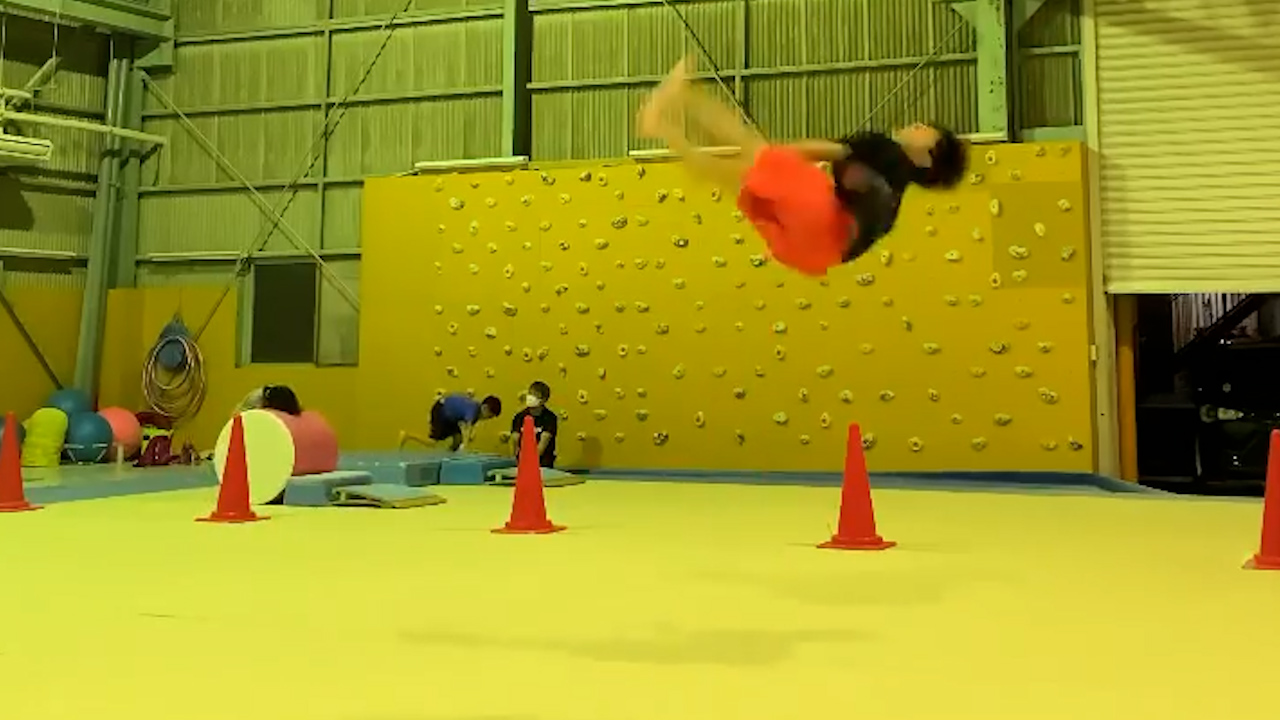 Corkscrew Doubleleg Late Round