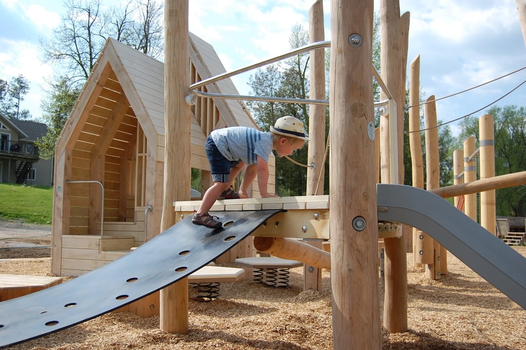 Wooden & Natural Play Structures for Playgrounds and Parks | Park N Play