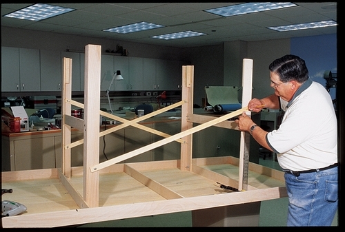 Build a table for a small model railroad