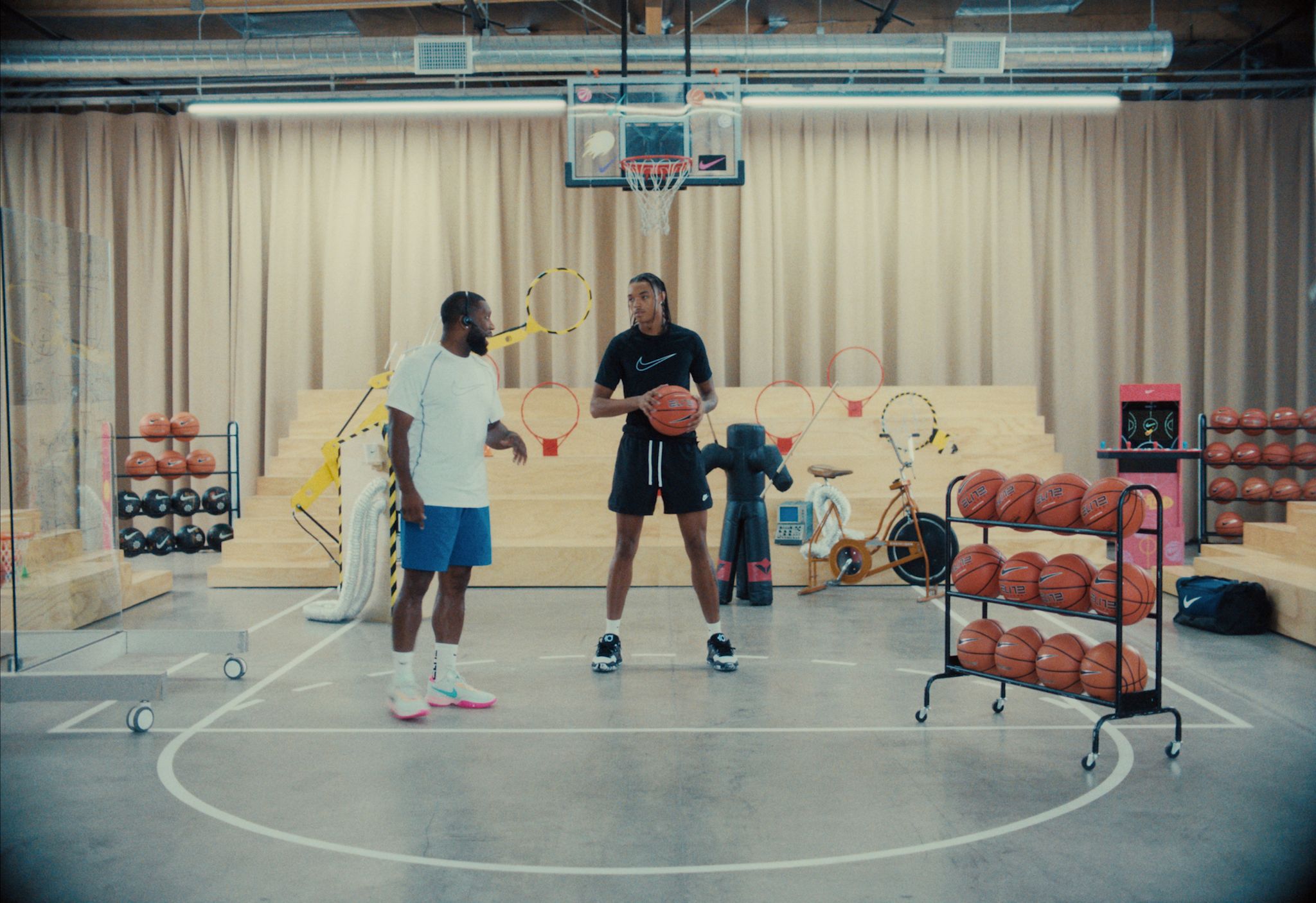 Mike Carson | Nike - Hoops Hotline LA
