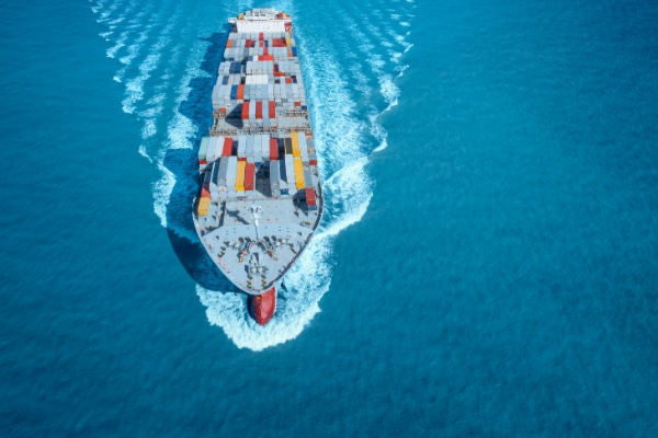 Spedire prodotti farmaceutici via mare conviene? La guida completa | LESAM