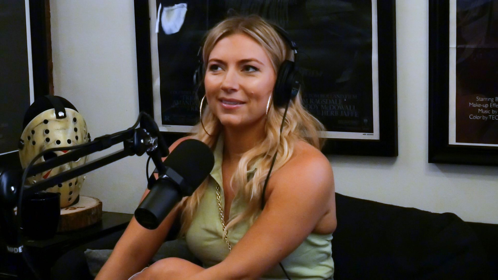 Comedian ANNIE LEDERMAN: No Boundaries