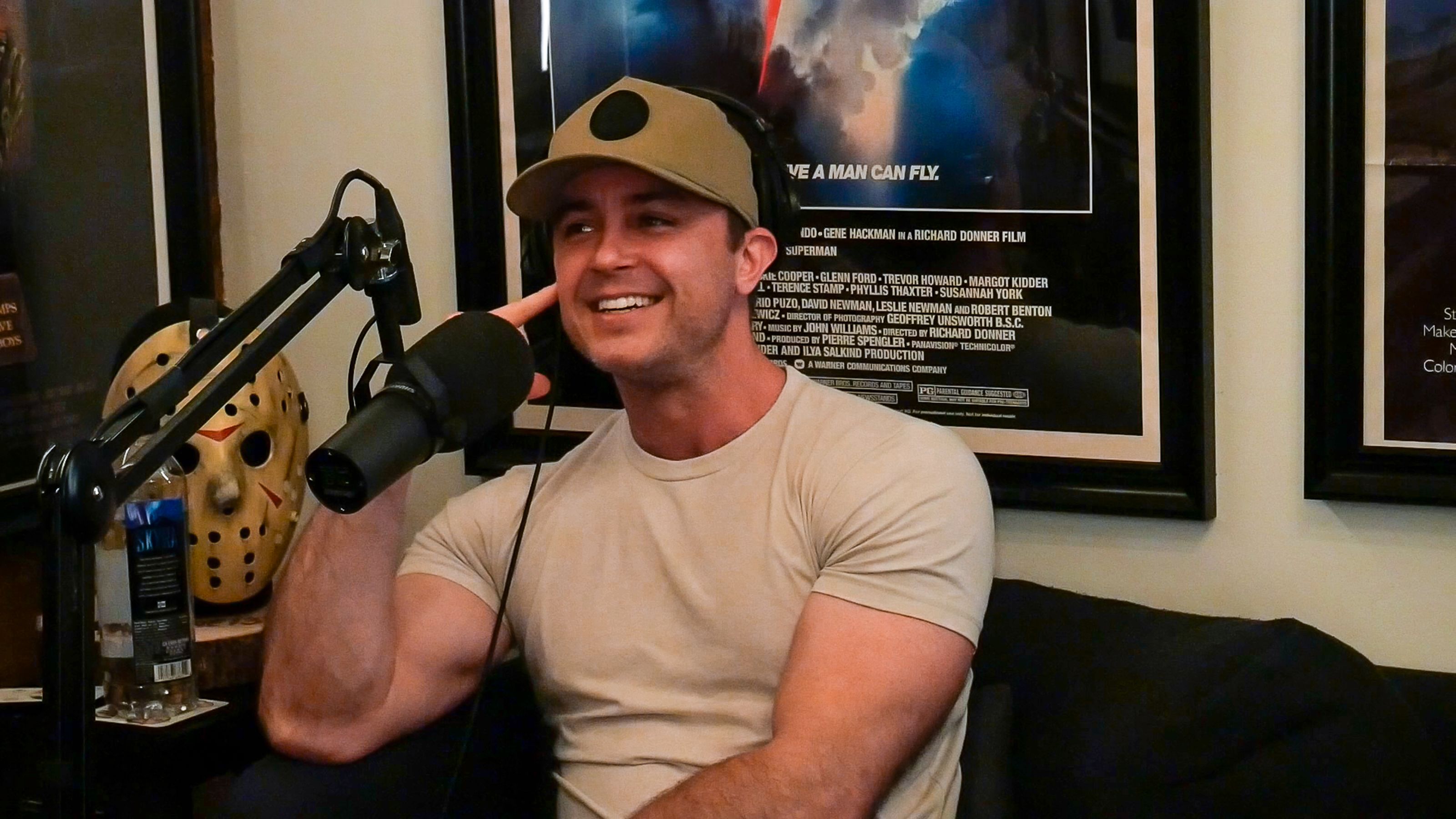RYAN KELLEY: Teen Wolf Reality, Smallville Gateway & 14 Siblings!?!