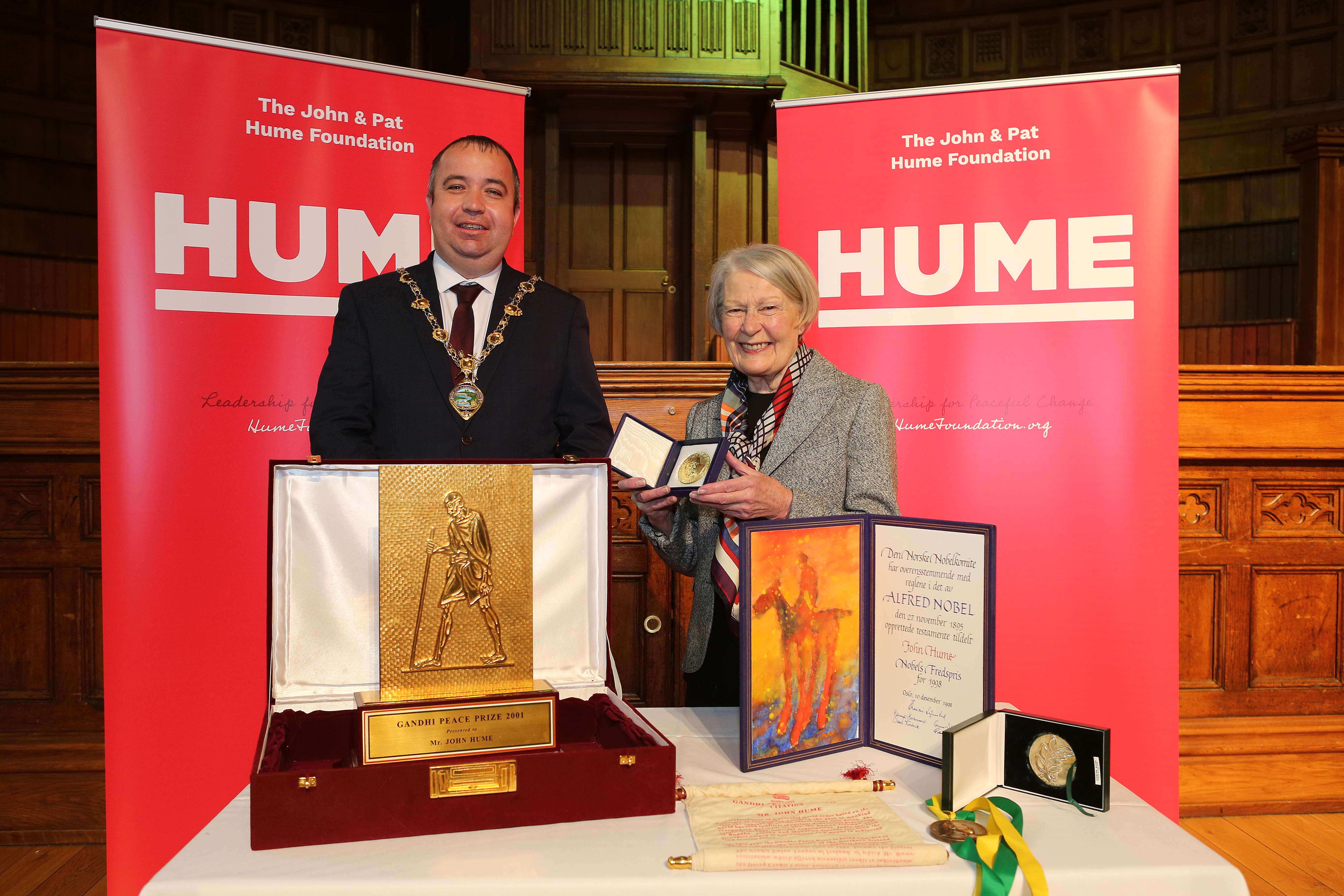 Pat Hume And Hume Family Give Nobel, Martin Luther King And Gandhi ...