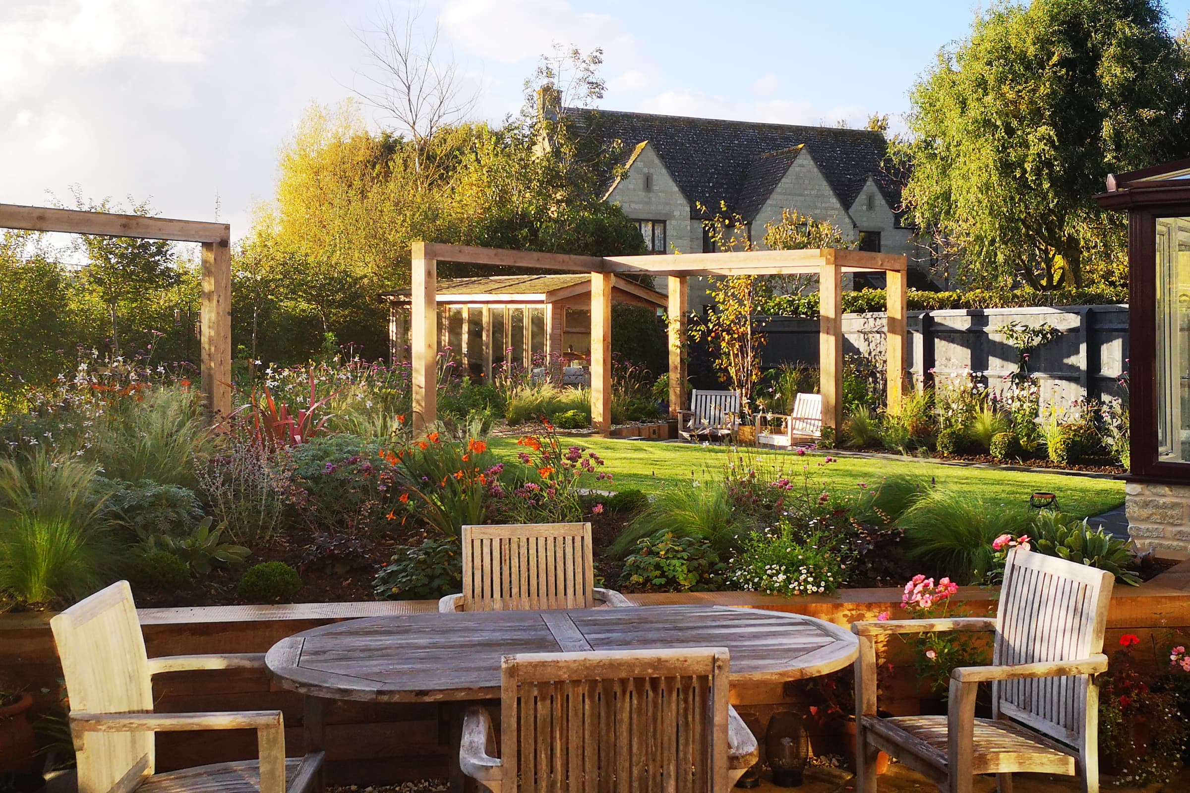 AH DESIGN STUDIO - Home