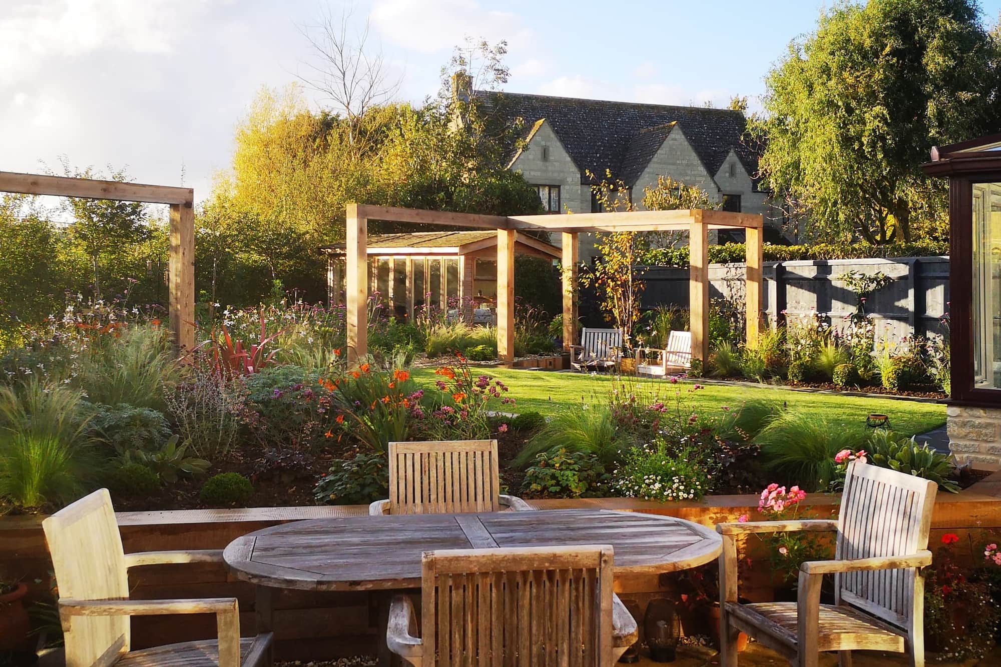 AH DESIGN STUDIO - Home