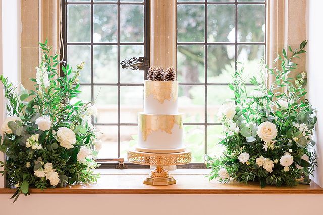 Posh & Cake - Luxurious Wedding Cakes and Celebration Cakes in Bristol ...
