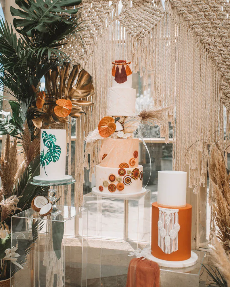 Posh & Cake | Wedding Cakes - Luxurious Wedding Cakes and Celebrations ...