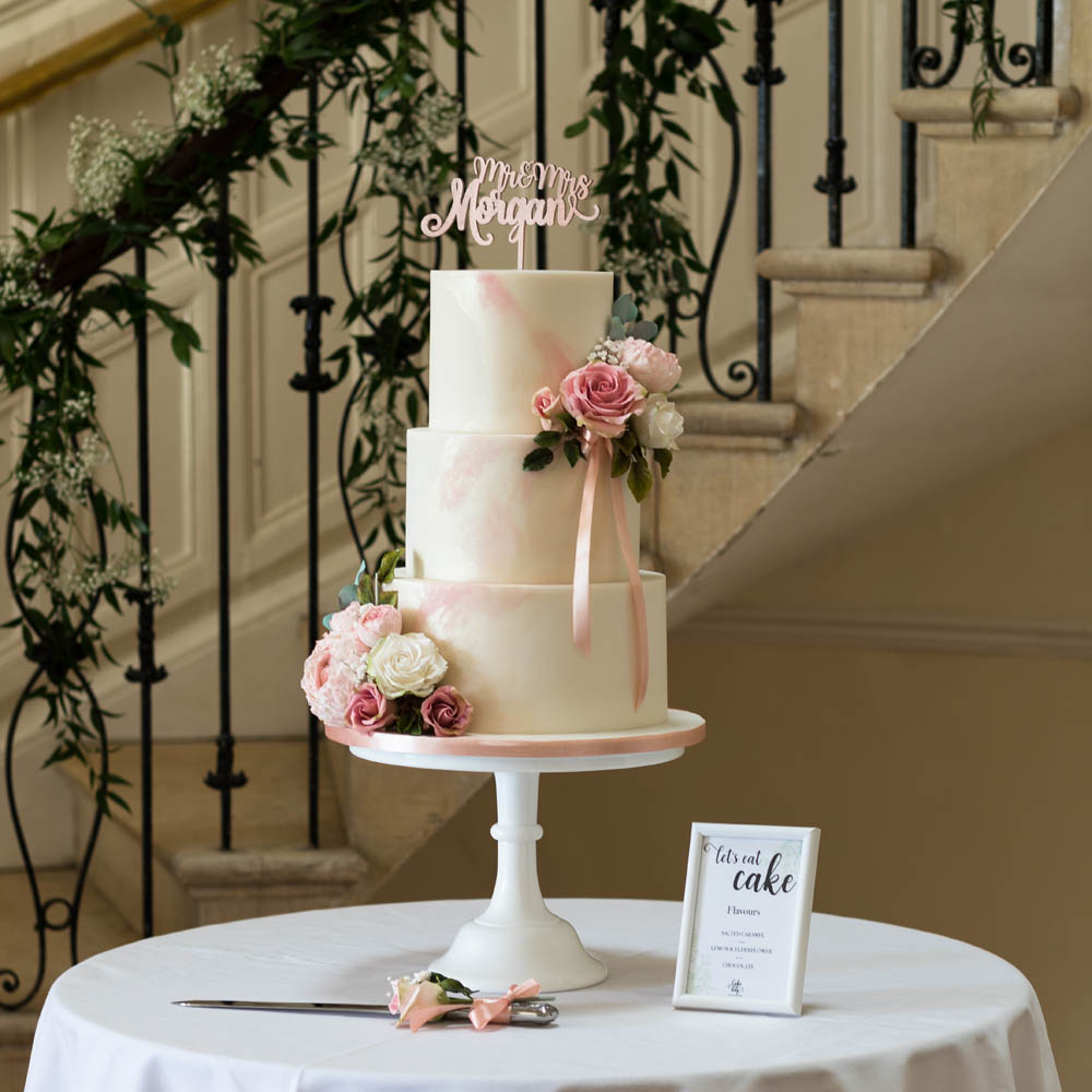 Posh & Cake | Wedding Cakes - Luxurious Wedding Cakes and Celebrations ...