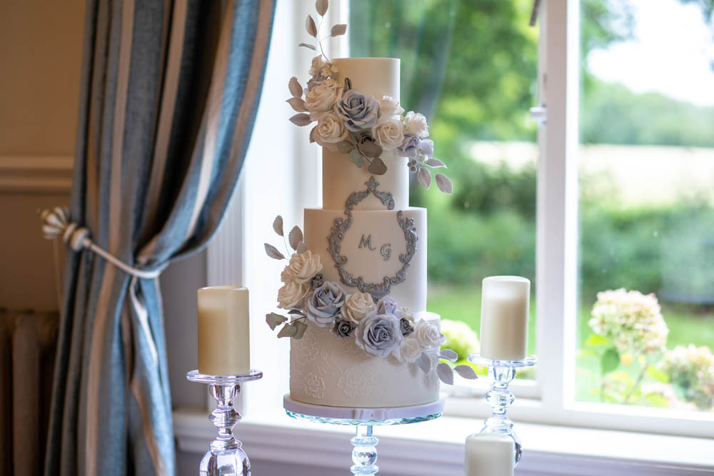 Posh & Cake | Wedding Cakes - Luxurious Wedding Cakes and Celebrations ...