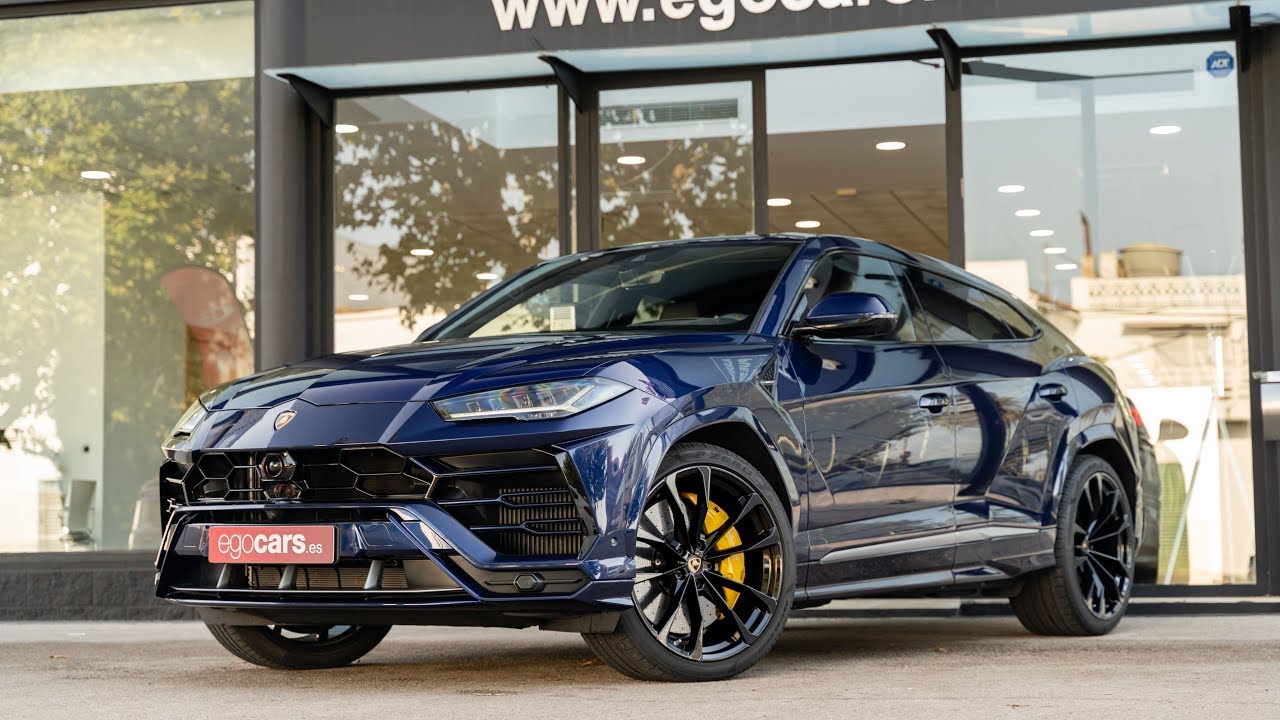 Blu Caelum | Lamborghini's Ad Personam royal blue color. | Exotic Car ...