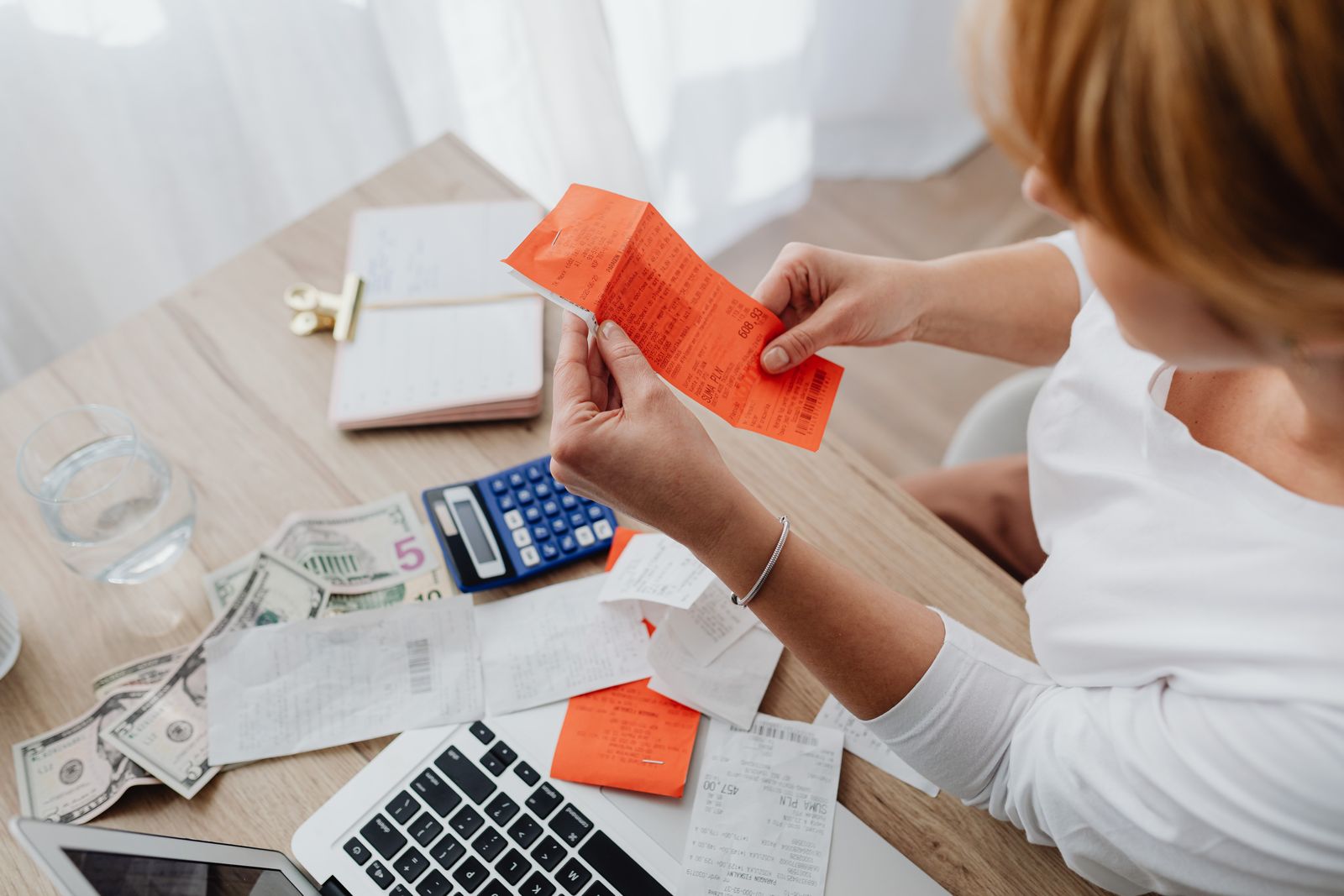 Under-Invoicing: What It Is and How to Avoid It | Blinksale