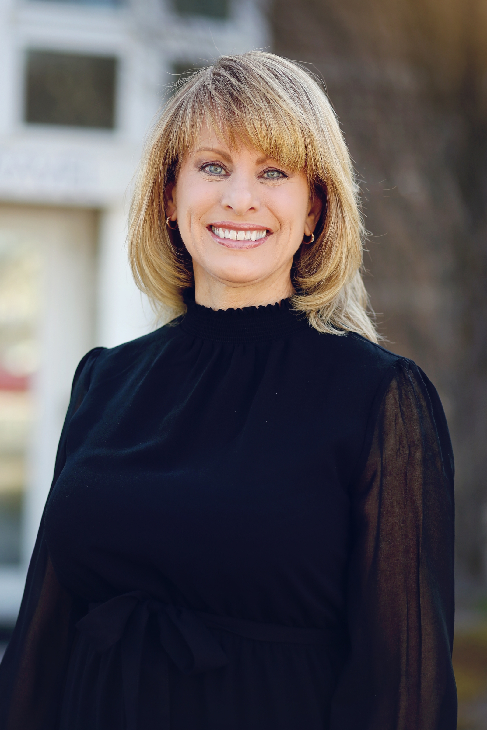 The Answers You Seek with Akashic Records Questions | Lisa Wetsel