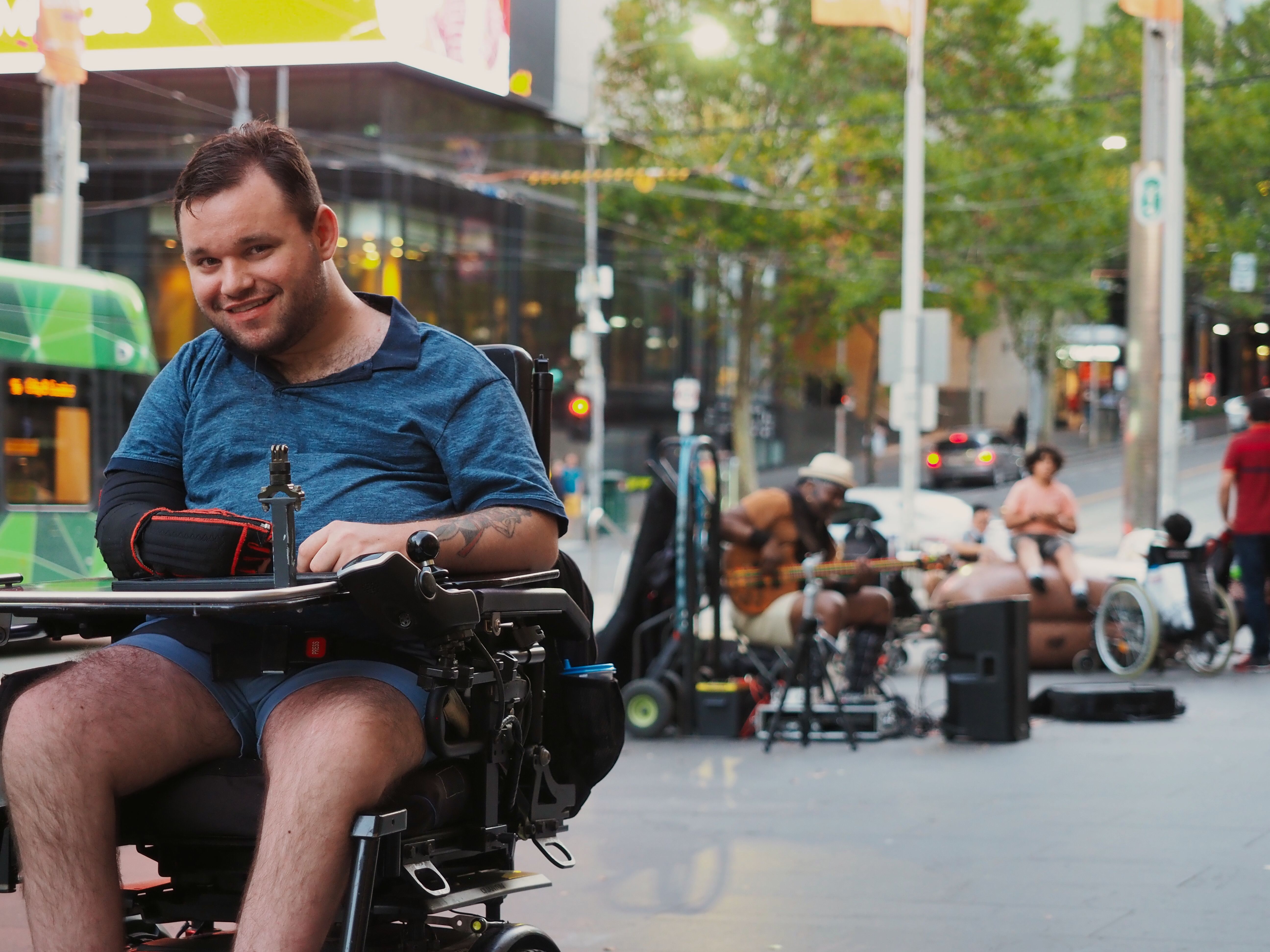 Jonathan Bredin - Home