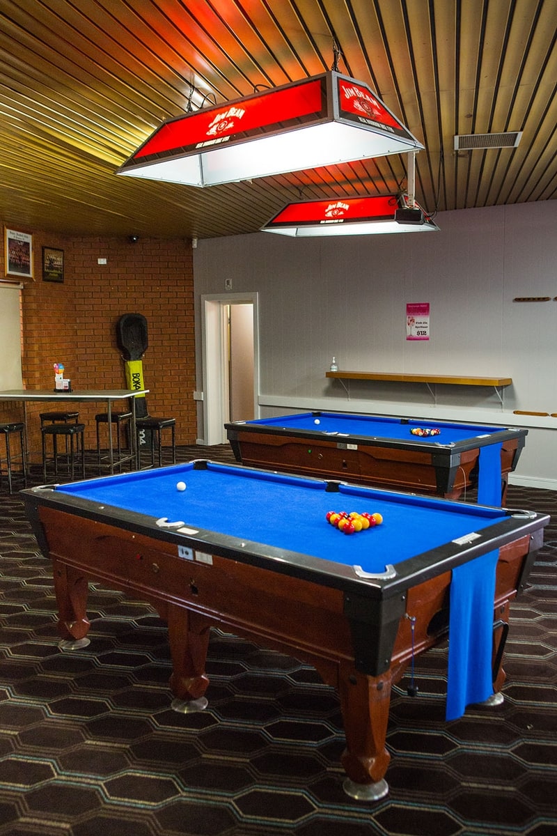 Foster Exchange Hotel I Bar, Bistro & TAB