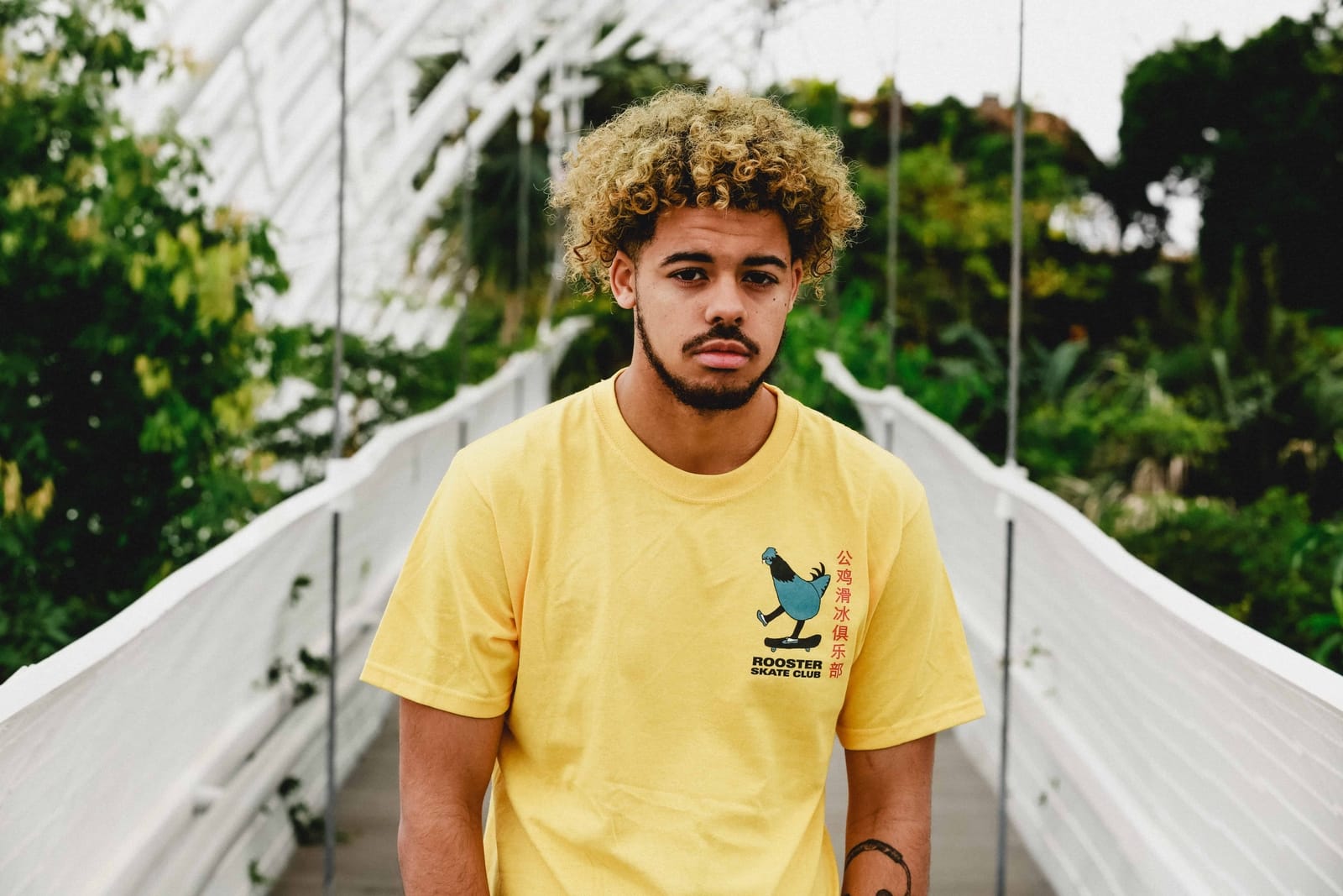 LAETUS | Créez et achetez des drops de t-shirts