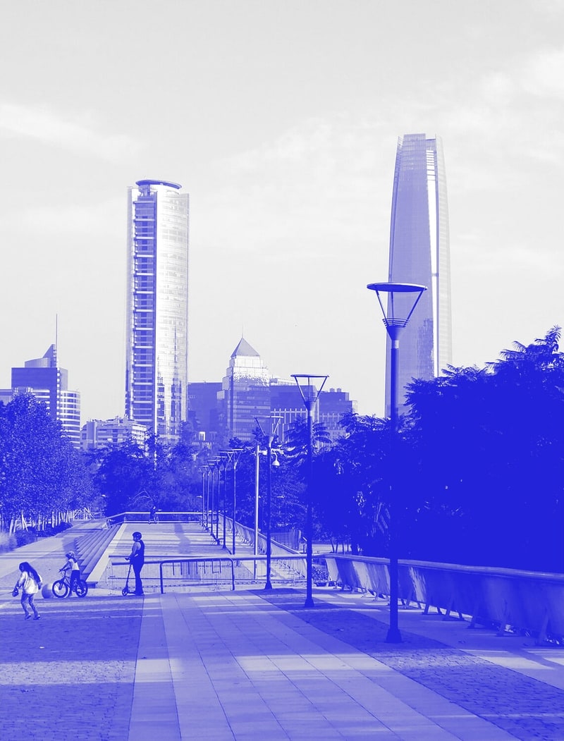 Retail Compass / Nosotros