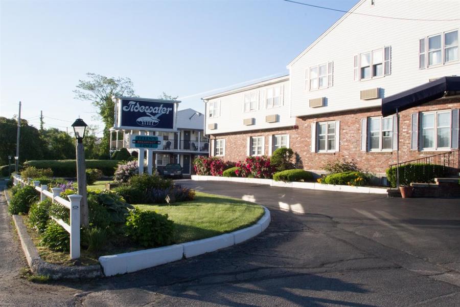 Tidewater Inn, West Yarmouth