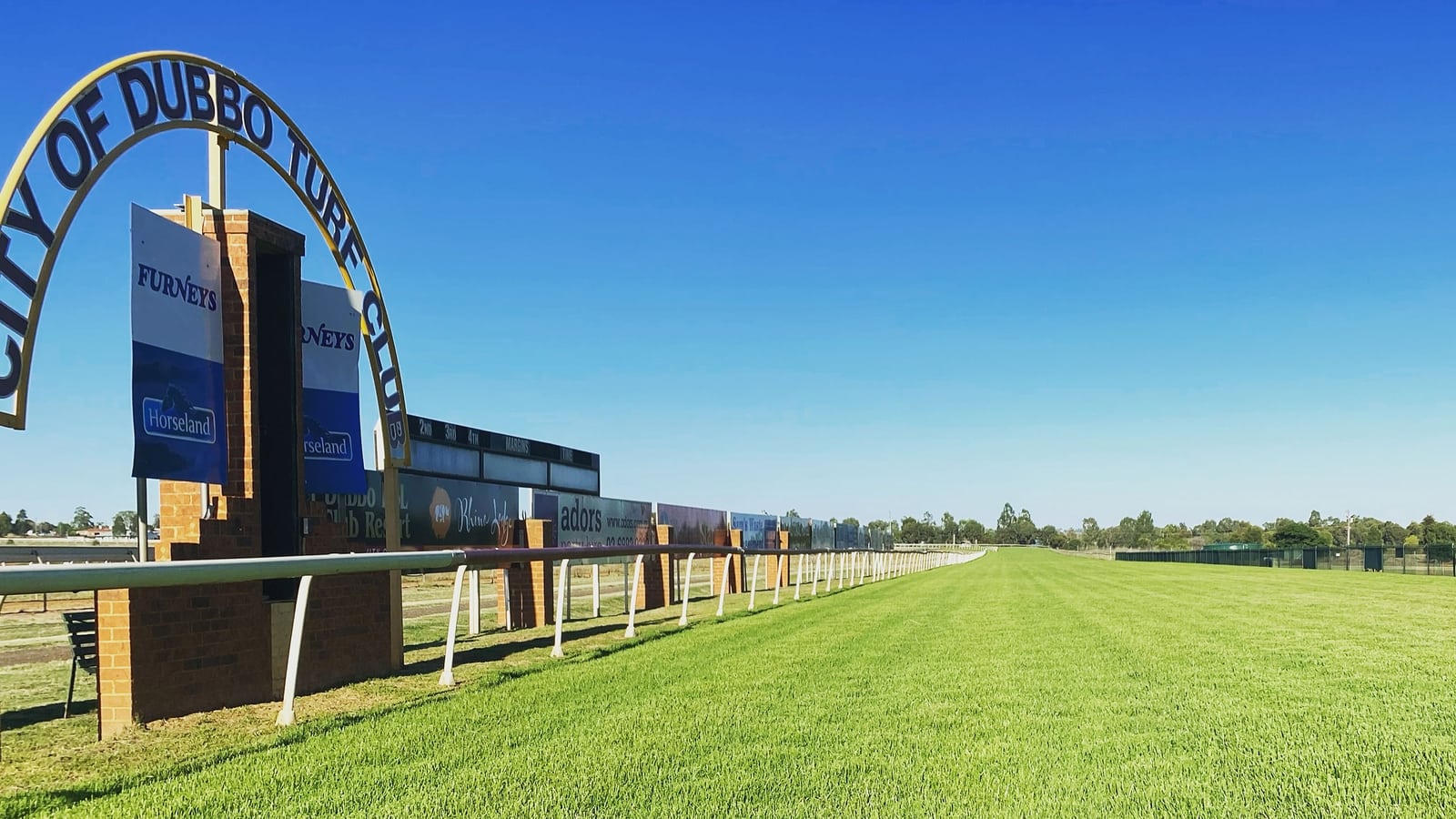 Dubbo Turf Club