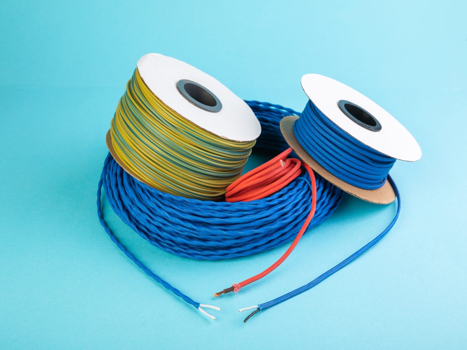 Braided Silicone Cables | Izolat