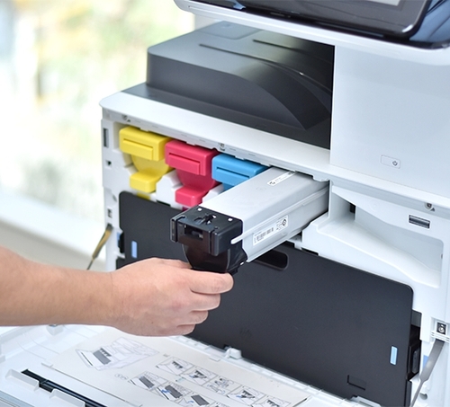 Compucentro, implementación tecnológica