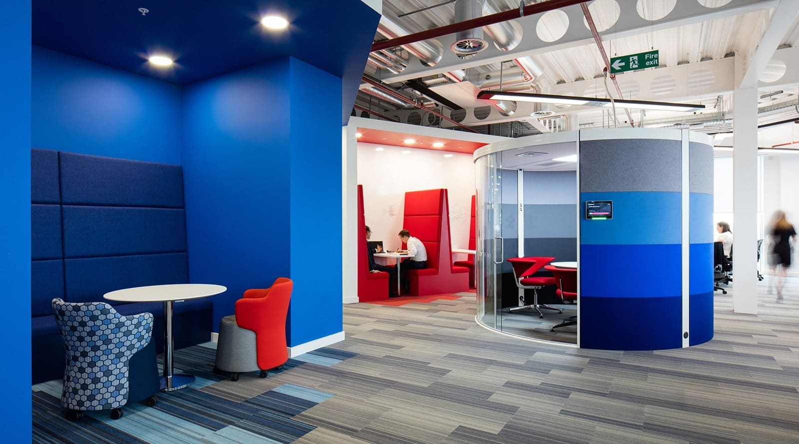 Work booths: six reasons why you should get one for your office