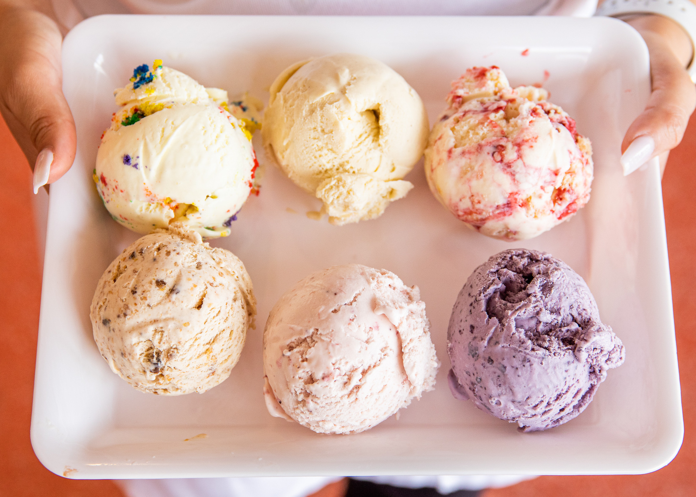 POST Market - Flower and Cream