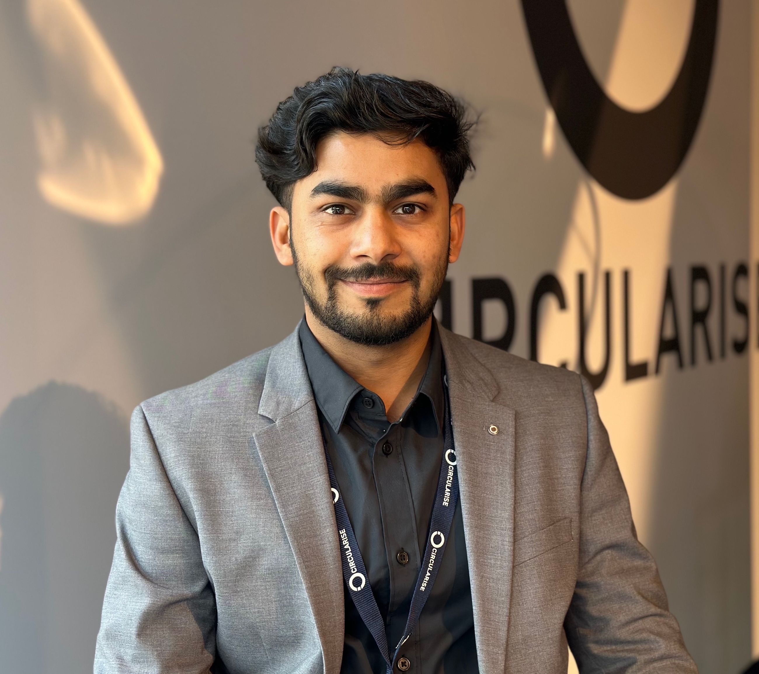 Scalable and interoperable digital product passport system