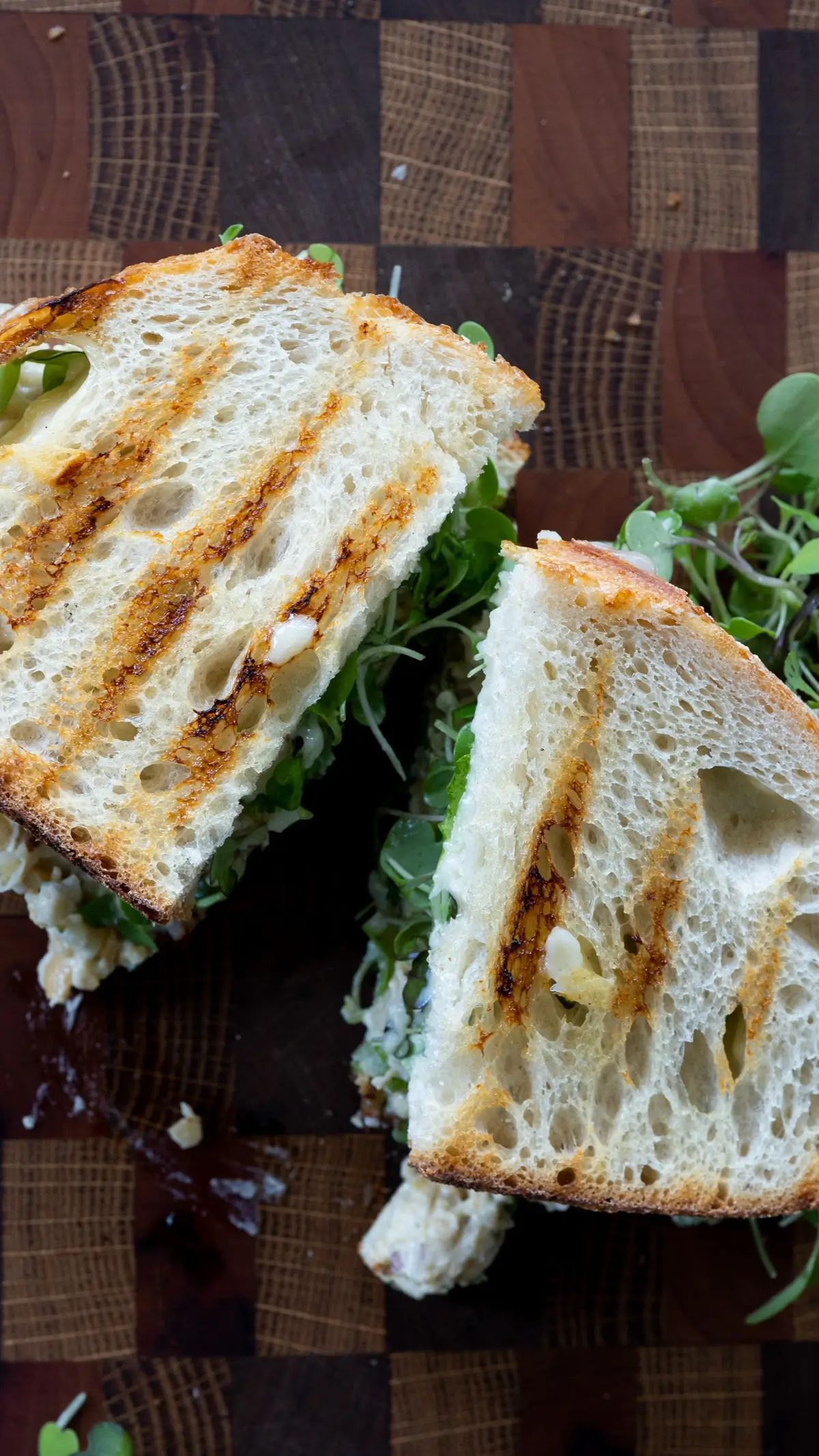 Easy Smashed Chickpea Sandwich (Vegetarian Tuna Melt)