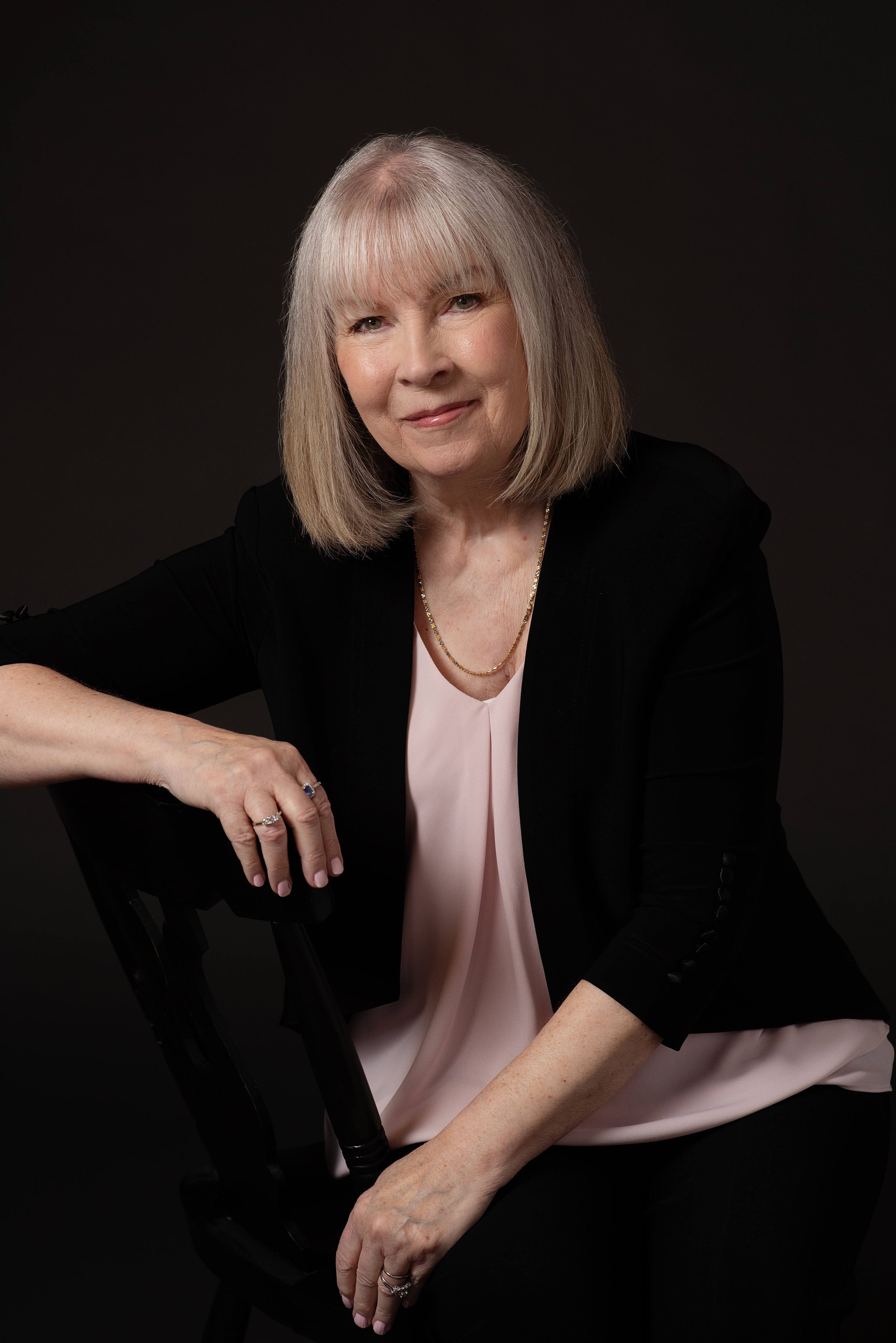 40 over 40 Woman Portrait Photography Experience | Urban Fig