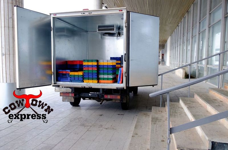 What Is a Vented Van Trailer?