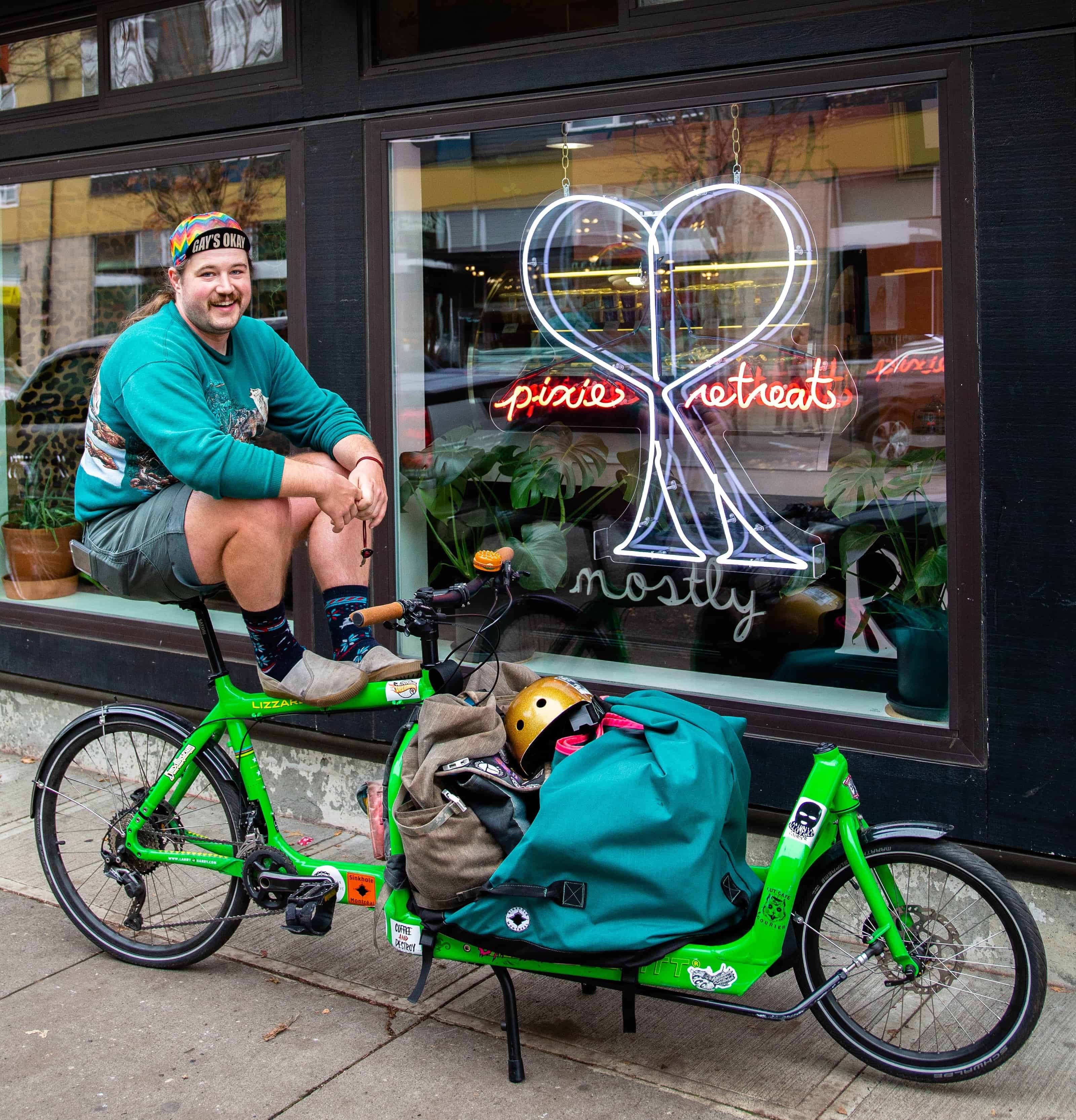 About the company and the Couriers