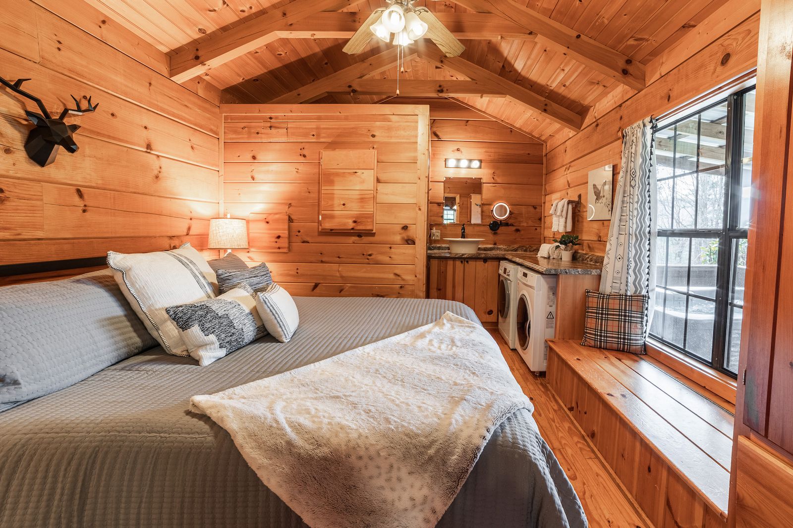 Hound Heaven Cabin