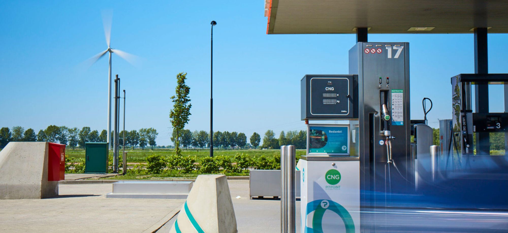 TotalEnergies - LNG refueling | STARK Leaning