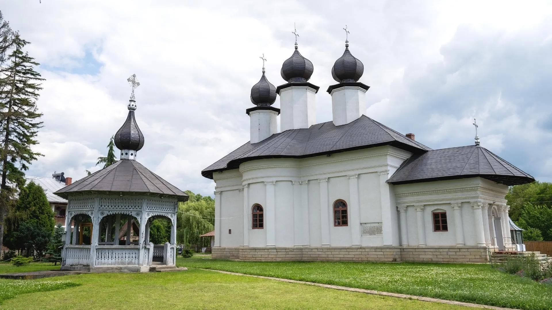 Galerie Foto - Manastirea VORONA Botosani