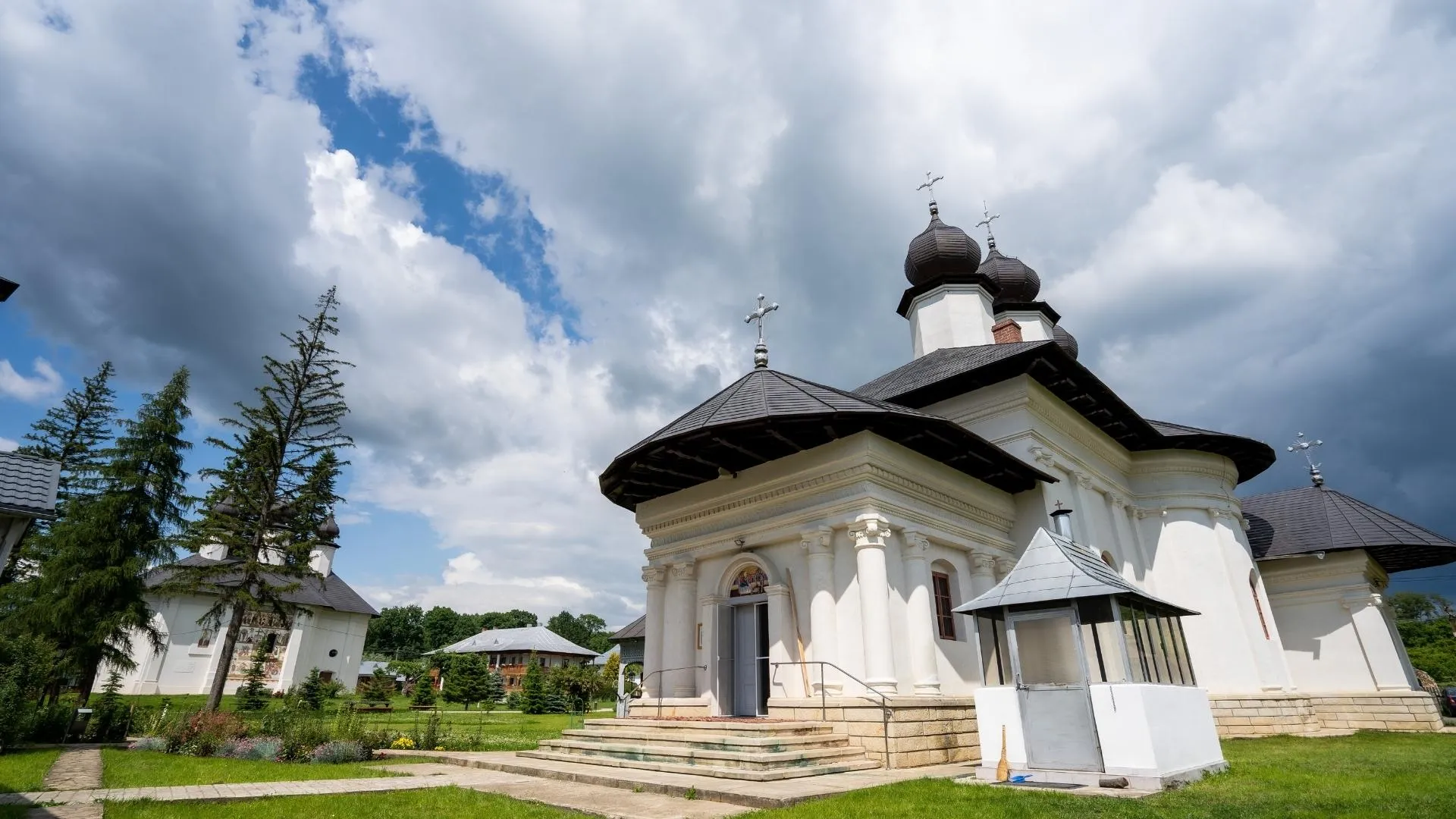 Galerie Foto - Manastirea VORONA Botosani