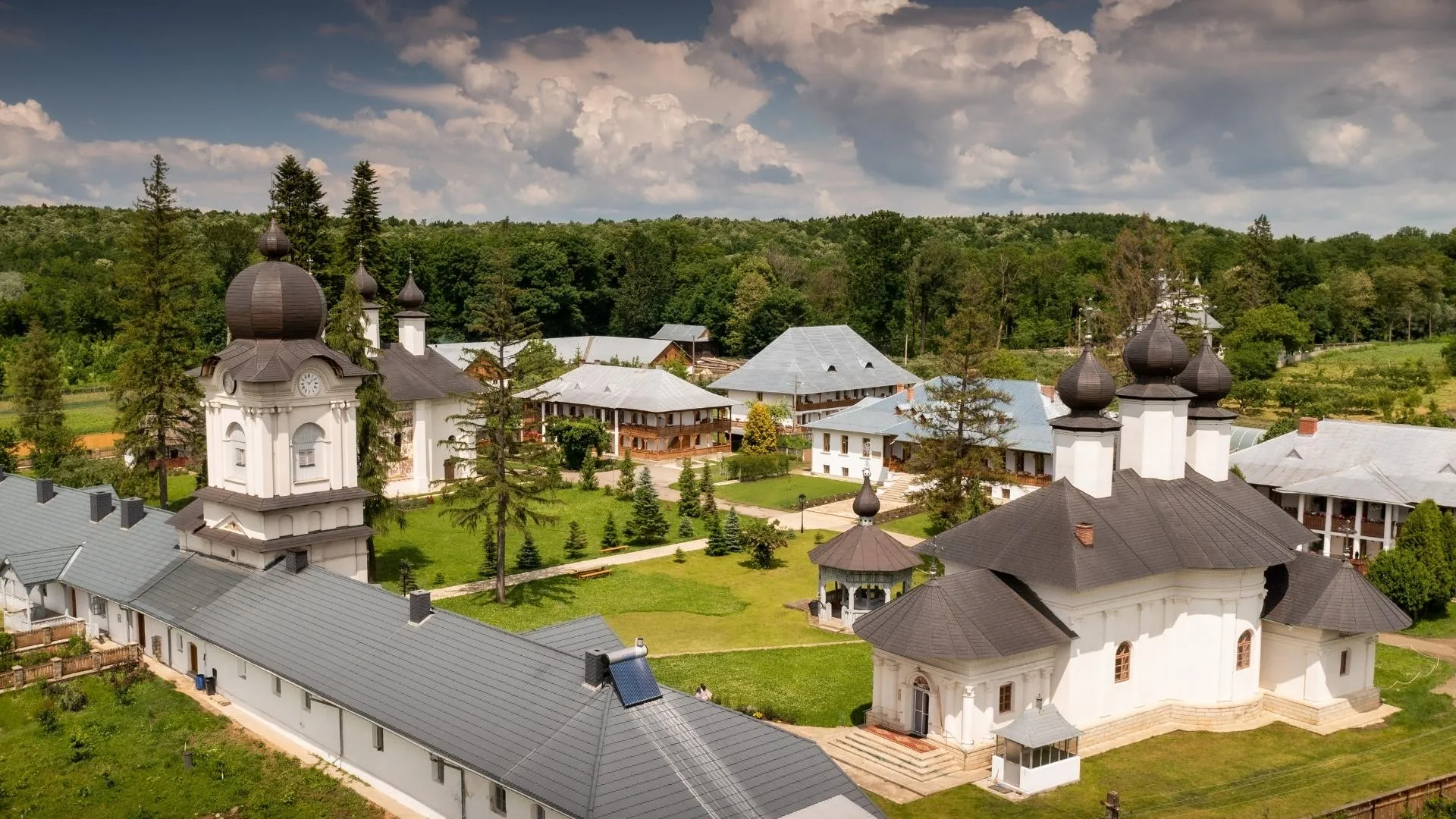 Galerie Foto - Manastirea VORONA Botosani