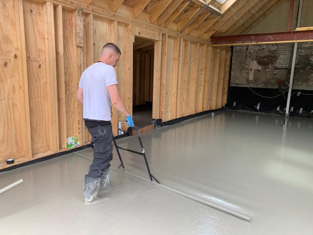 Liquid Flow Screed | Self Levelling Floor Screed, London