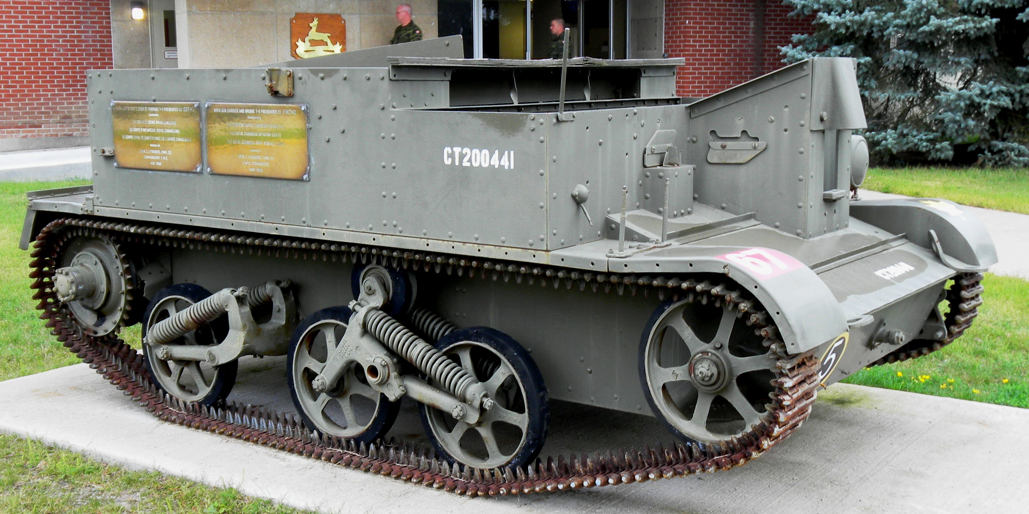 Armour in Canada (5) 4 Canadian Division Support Base Petawawa