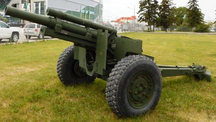 Artillery in Canada (3) Saskatchewan: Regina, HMCS Queen, Regina ...