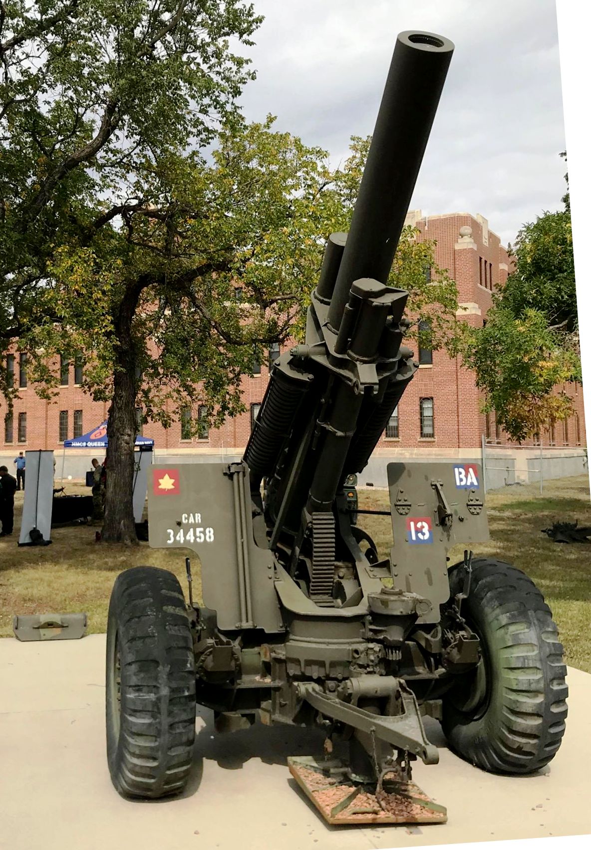 Artillery in Canada (3) Saskatchewan: Regina, HMCS Queen, Regina ...