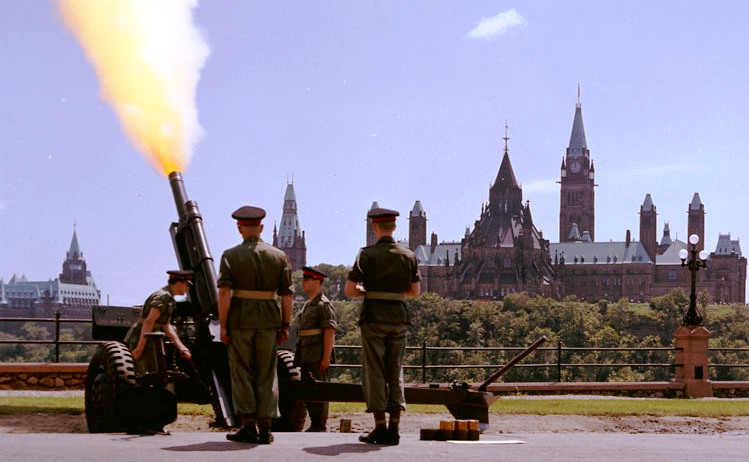 Artillery in Canada (5) Ontario: Ottawa, Uplands, 30th Field Artillery ...