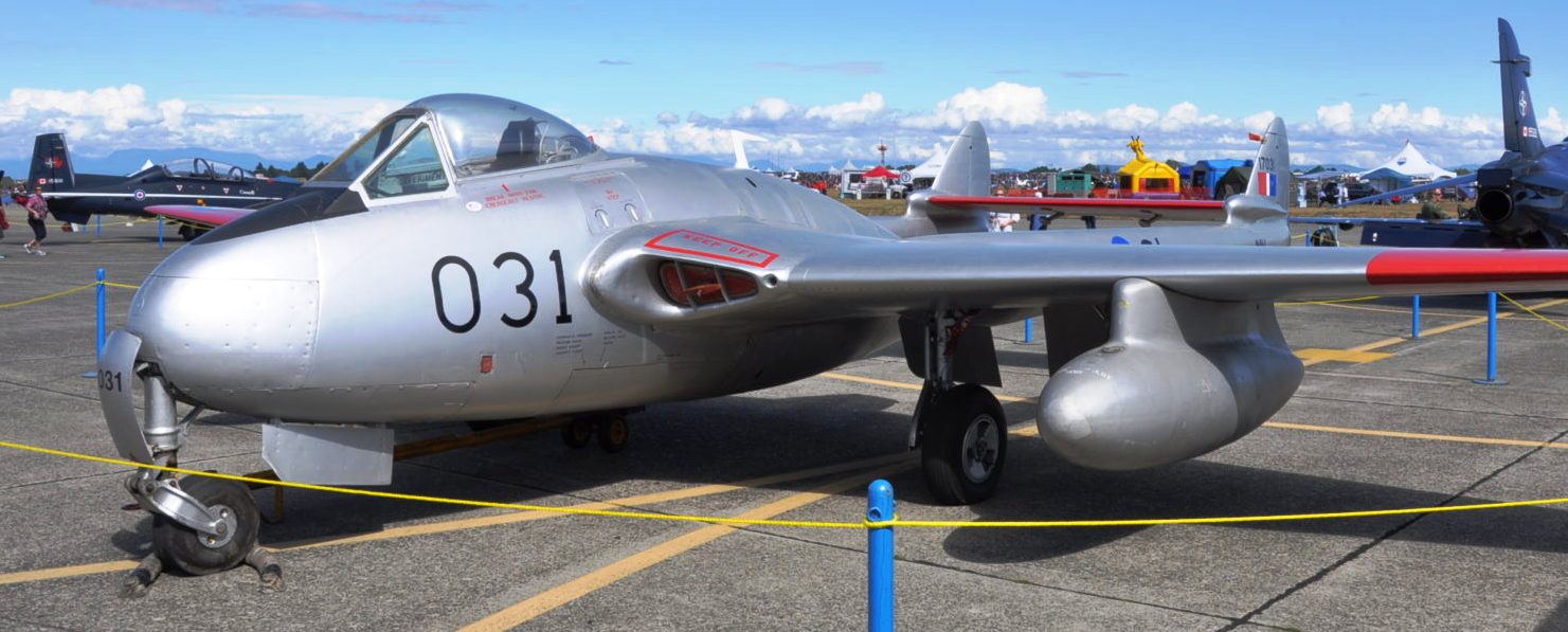 Canadian Warplanes (1) British Columbia, CFB Comox Air Force Museum