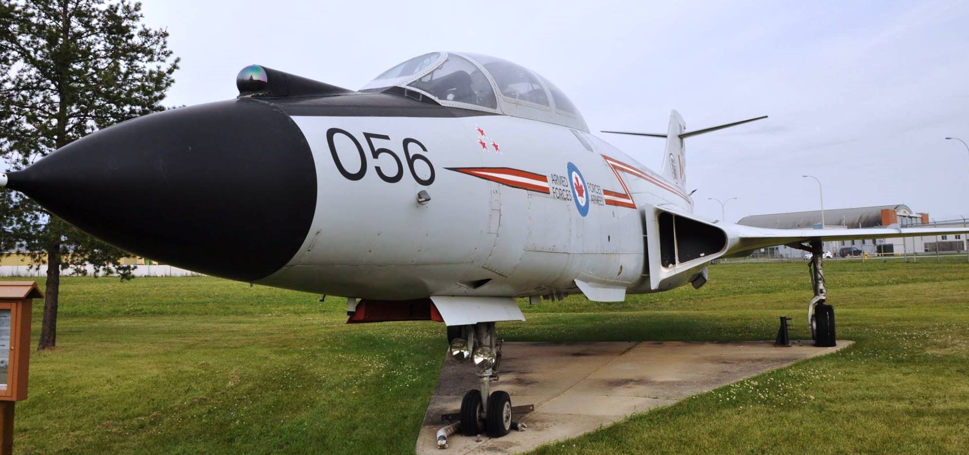 Canadian Warplanes (2) Alberta, CFB Cold Lake, Air Force Museum