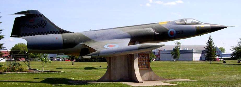 Canadian Warplanes (2) Alberta, CFB Cold Lake, Air Force Museum