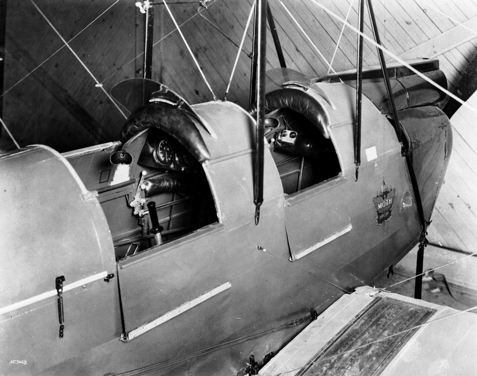 Canadian Warplanes 2: de Havilland DH.60 Cirrus Moth, DH.60M Moth, DH ...