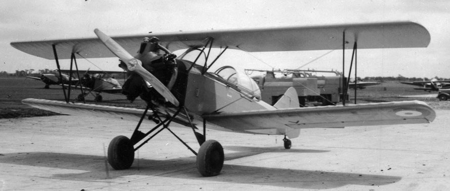 Canadian Warplanes 2: Fleet Fawn and Fleet Finch trainers