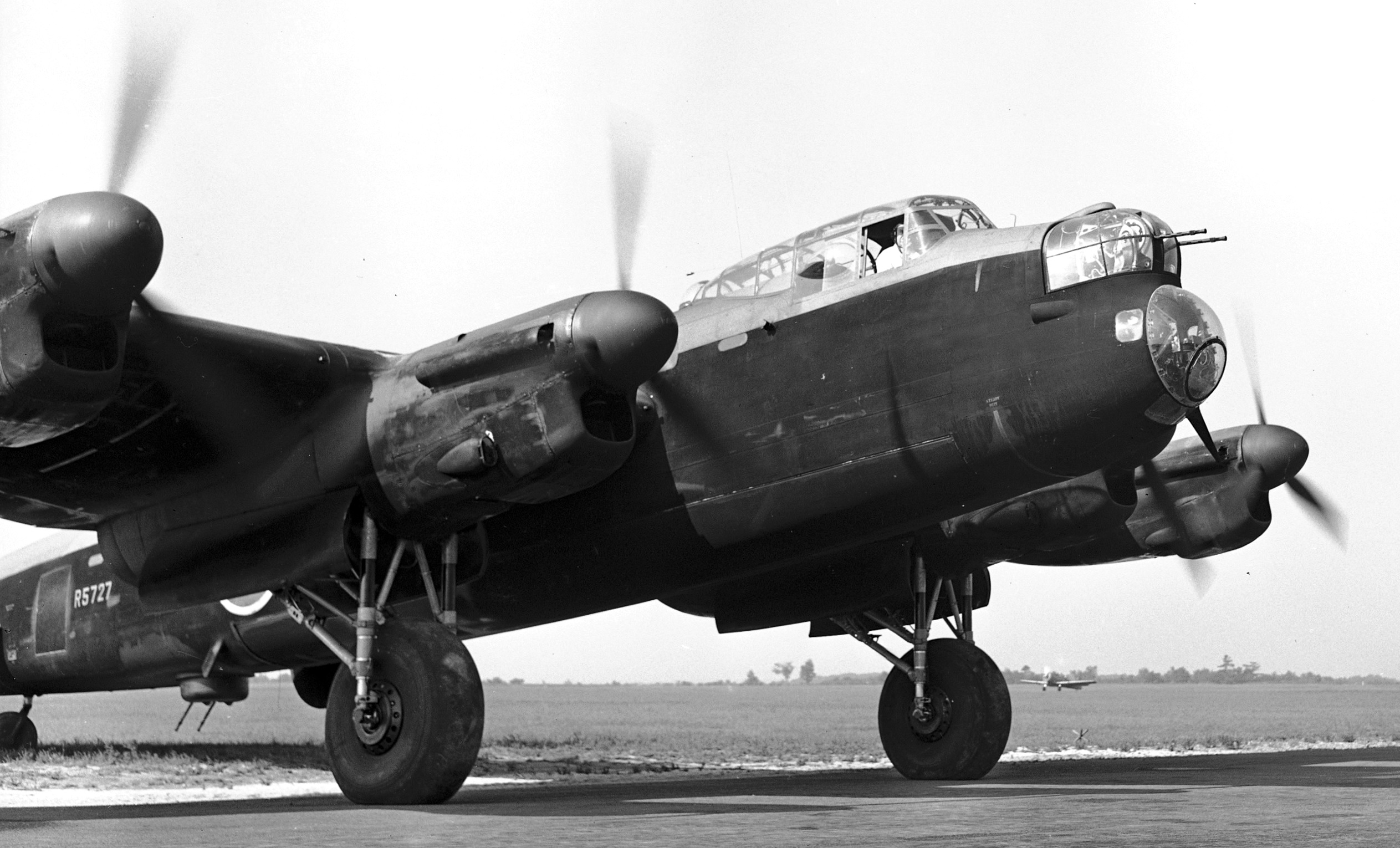 Canadian Warplanes 3: Avro Lancaster, RCAF, 1942-1945