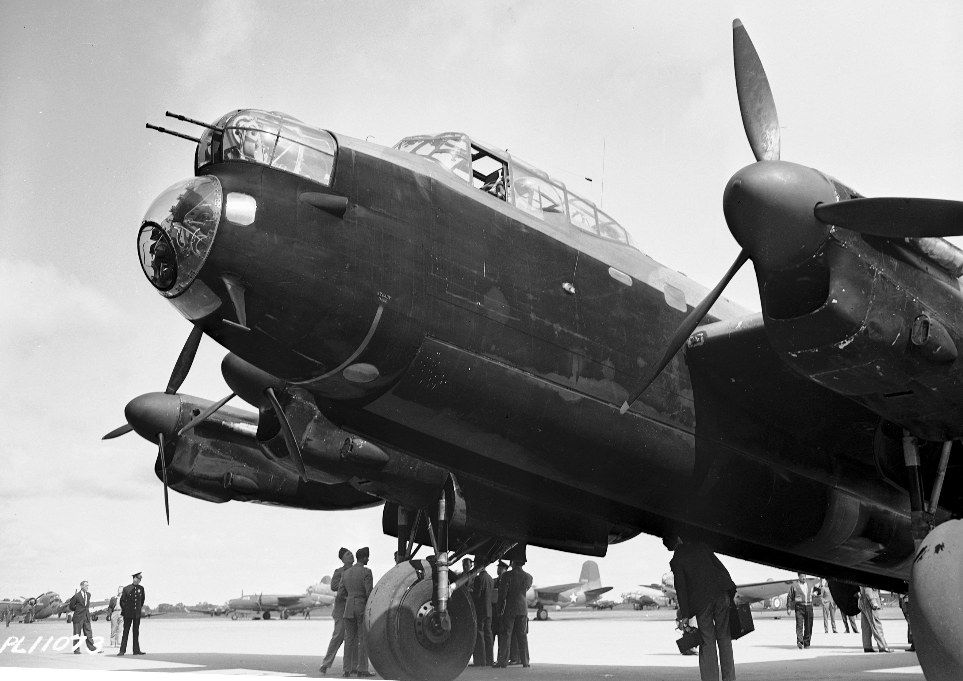 Canadian Warplanes 3: Avro Lancaster, RCAF, 1942-1945
